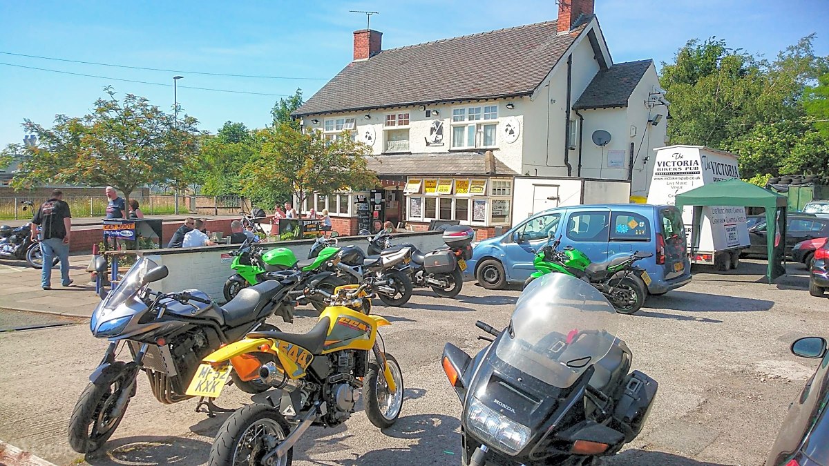 Victoria Biker's Pub - Visit NWL